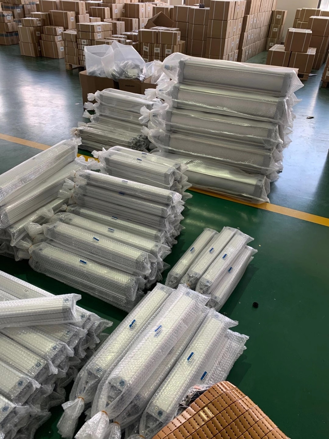 Continuous orders of air cylinders - Ningbo Airkert Machinery Co., Ltd Continuous orders of air cylinders - Ningbo Airkert Machinery Co., Ltd